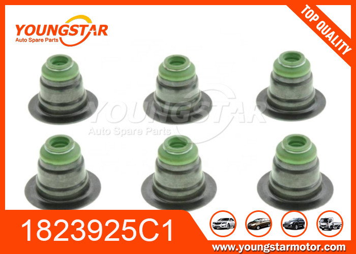 1823925C1 1823925 Valve Stem Seal For DT 466 / 360 /570