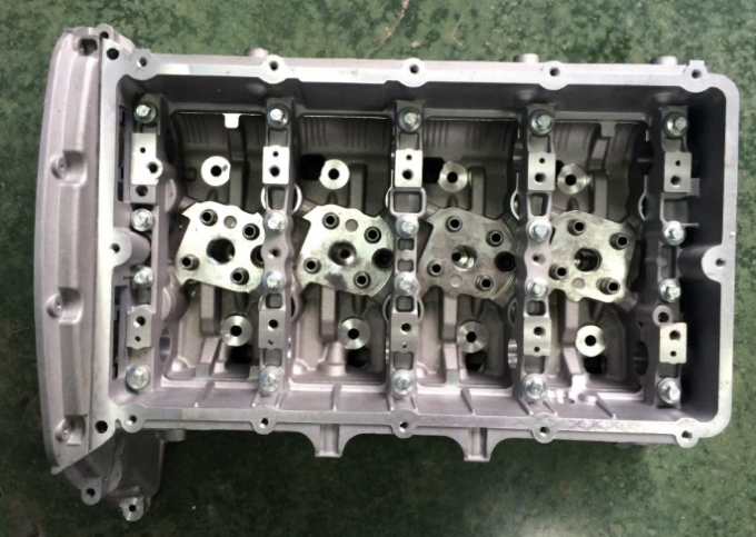 High Performance Cylinder Heads For Ford Transit 2.4tdci H9FB Engine 103KW