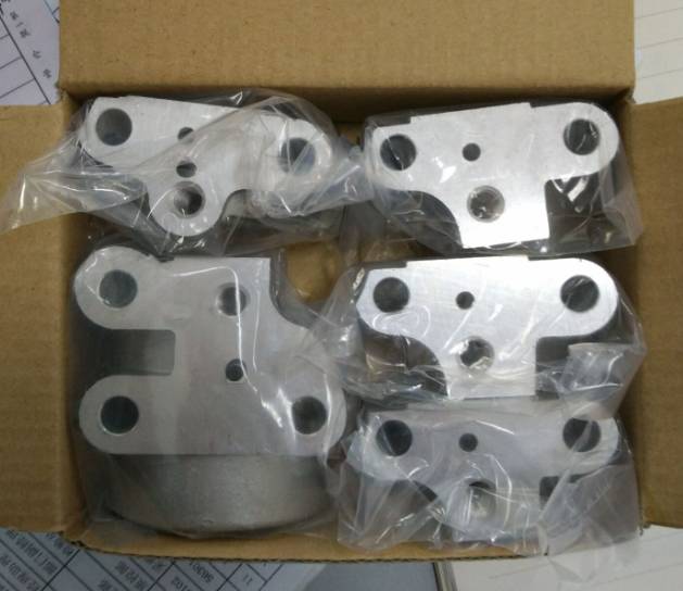 D4BB Car Camshaft Cover 22117 42000