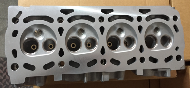 Volkswagen Fox 1.0 Cylinder Head 030103353CS 030103353 For V.W GOL ...