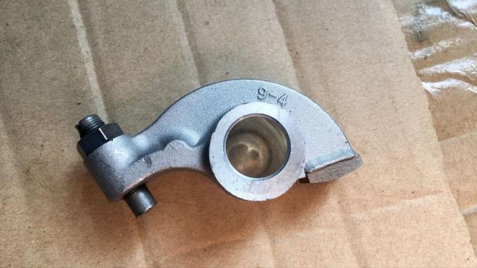 Mazda FE-8V Engine Rocker Arm F803-12-150 F803-12-130 Casting Iron Material