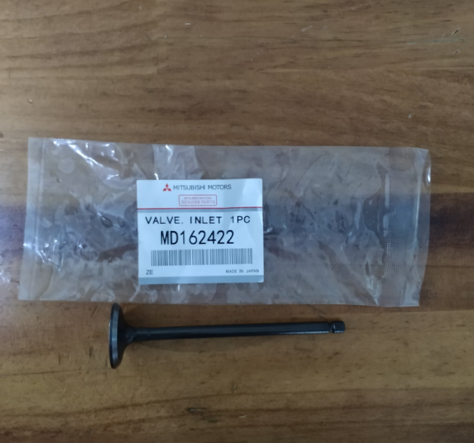 MD162423 MD162422 Car Engine Valve For Mitsubishi 4G94 4G93