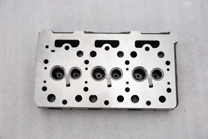 Kubota L2000DT Tractor Cylinder Head For D1100 Engine