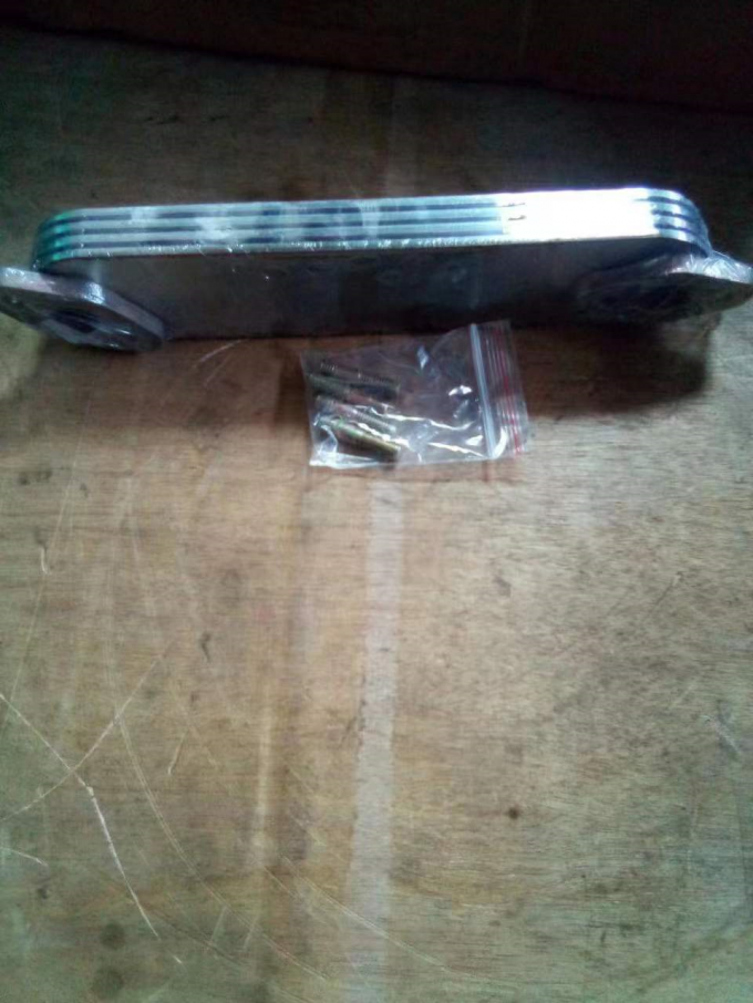 Toyota 1HZ Automobile Engine Parts Oil Cooler 15810 - 17021 4.2D