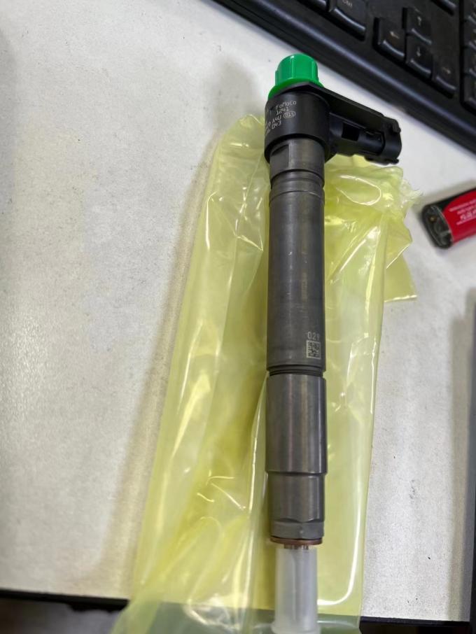 Land Rover Diesel Fuel Injector Automobile Engine Parts 2.2L LR056366 Bosch