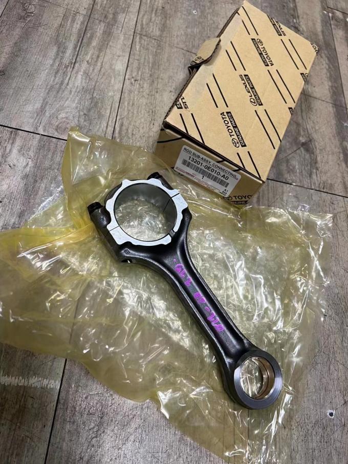 13201-0E010 13201-11040 Steel Engine Connecting Rod For Toyota 2GD