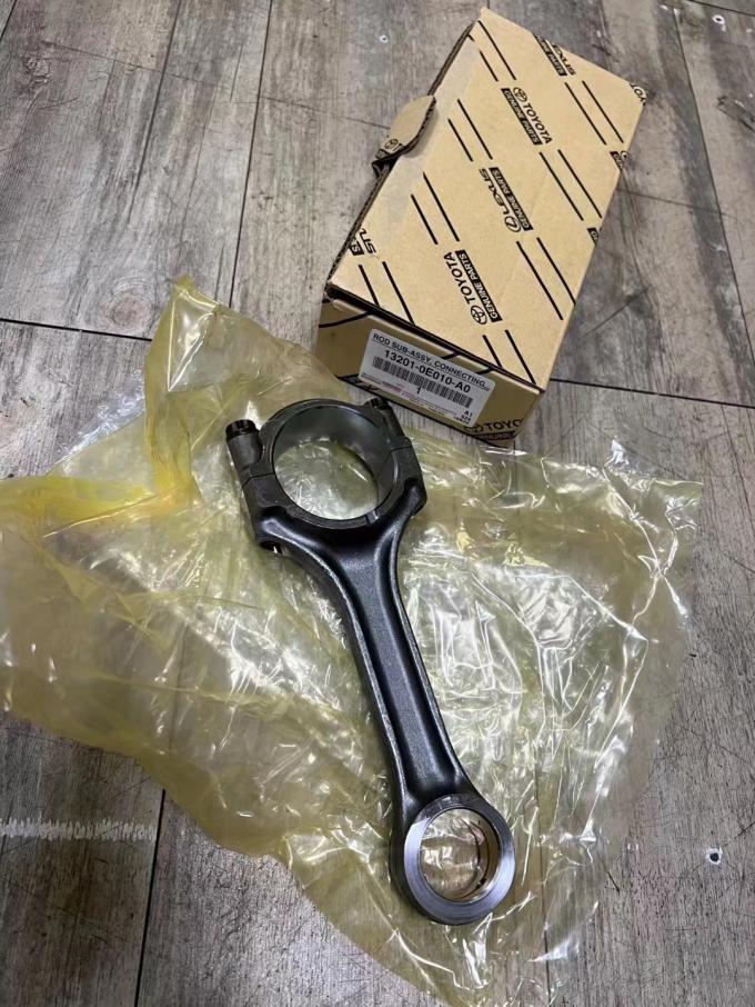 13201-0E010 13201-11040 Steel Engine Connecting Rod For Toyota 2GD