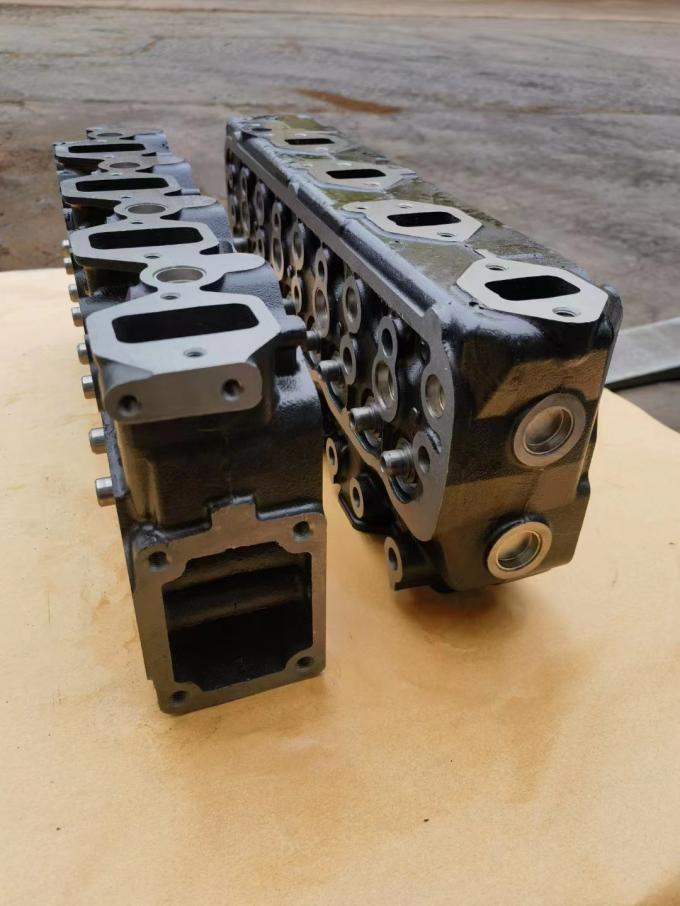 Cast Iron 4D31 Engine Cylinder Head Mitsubishi Fuso Truck Parts