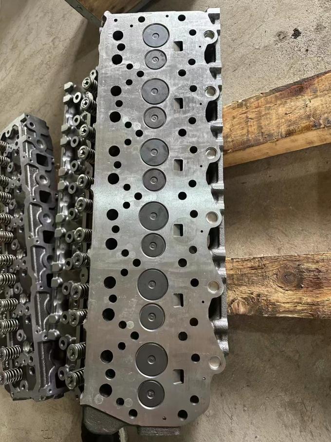 Mitsubishi S6S Casting Iron Complete Cylinder Head Assy 32B01-01011