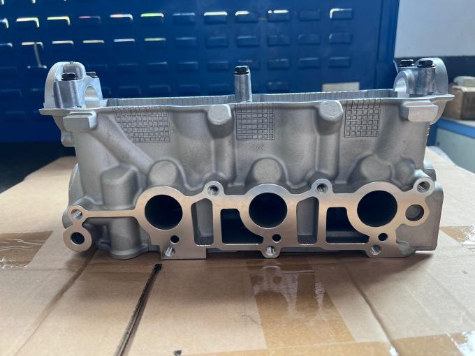 Swift G10 Aluminum Alloy Car Engine Cylinder Head 1.0 SOHC Valve System