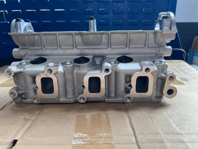 Swift G10 Aluminum Alloy Car Engine Cylinder Head 1.0 SOHC Valve System
